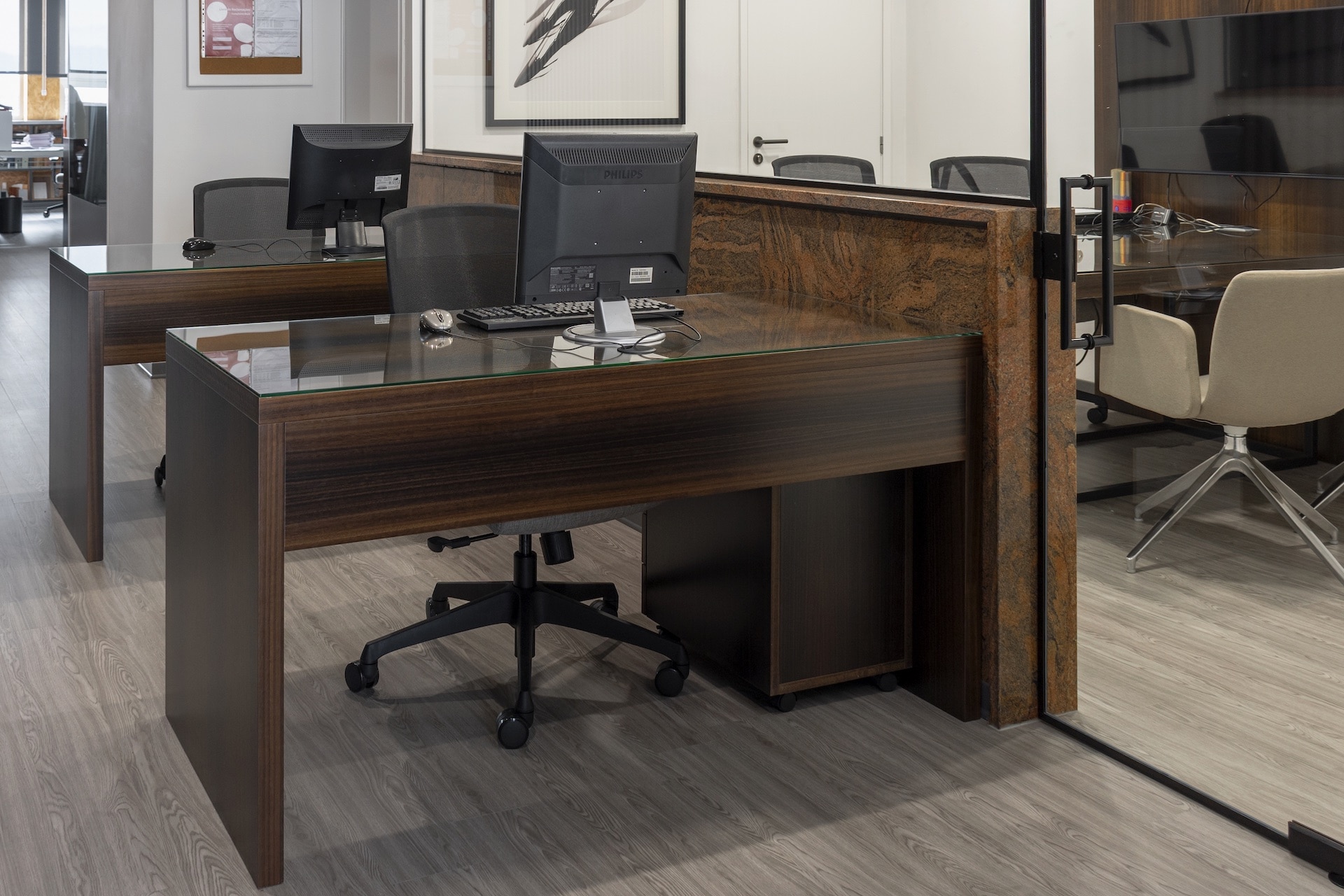 Simetria Vertical offices - Paredes - Novibelo